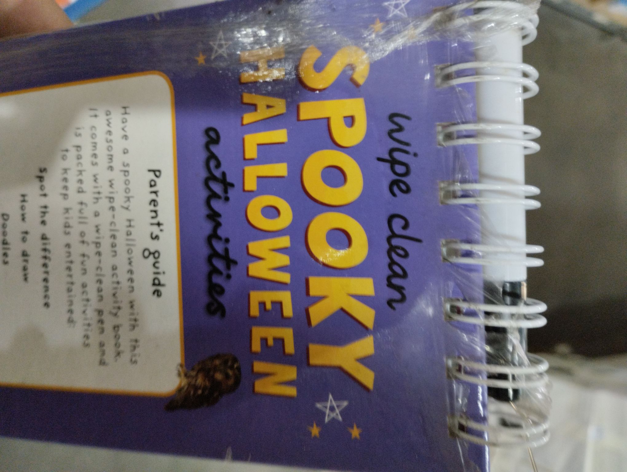 [Phiên chợ sách cũ] Wipe Clean Activities: Spooky Halloween (Wipe Clean ...