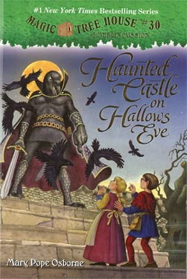 Haunted Castle on Hallows Eve (Magic Tree House, No. 30) - FAHASA.COM