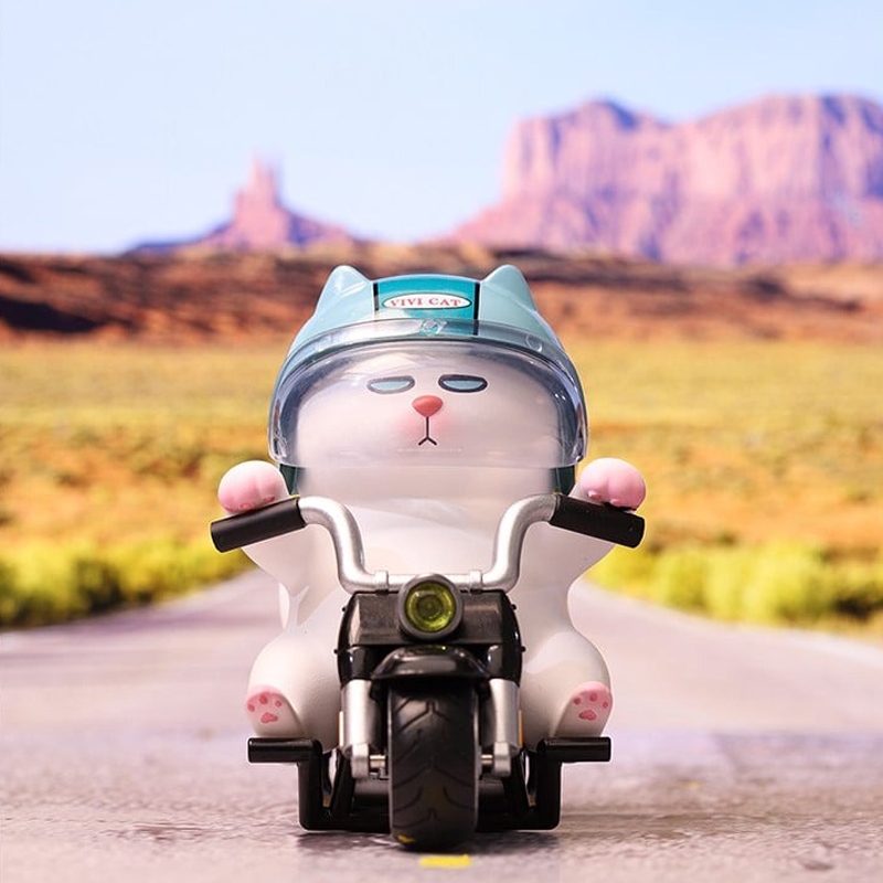 Đồ Chơi Mô Hình Pop Mart ViViCat Helmet (Mẫu Bên Trong Là Ngẫu Nhiên ...
